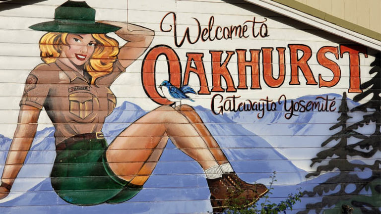 A Guide to Oakhurst, California - Gateway to Yosemite - Sidetrack ...