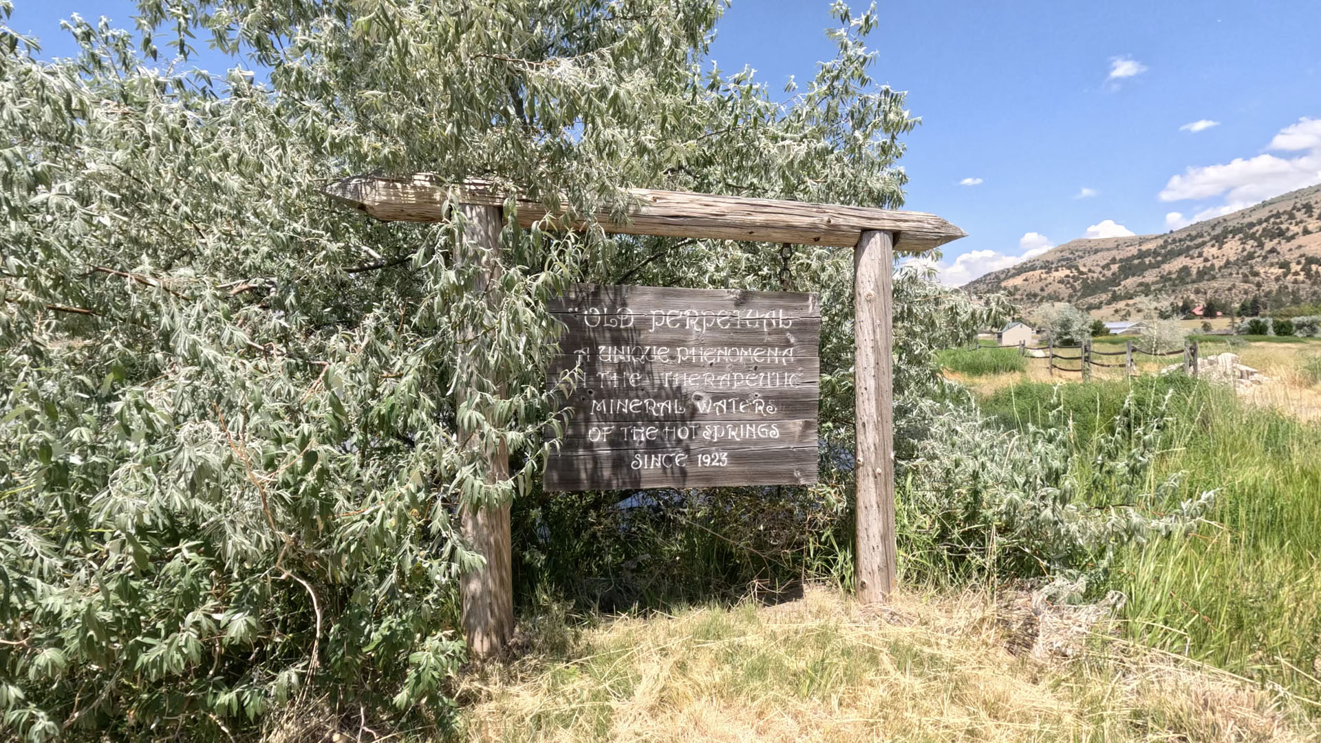 A Journey to Old Perpetual, Oregon's Only Geyser - Sidetrack Adventures